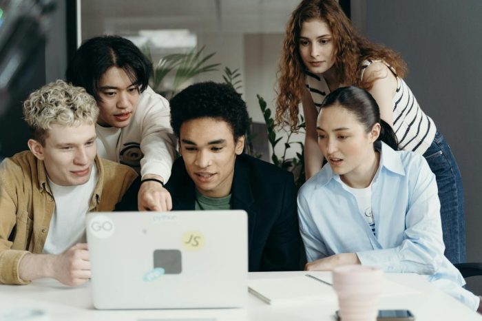 10 steps to surviving group projects | Dal Student Life | Dalhousie ...